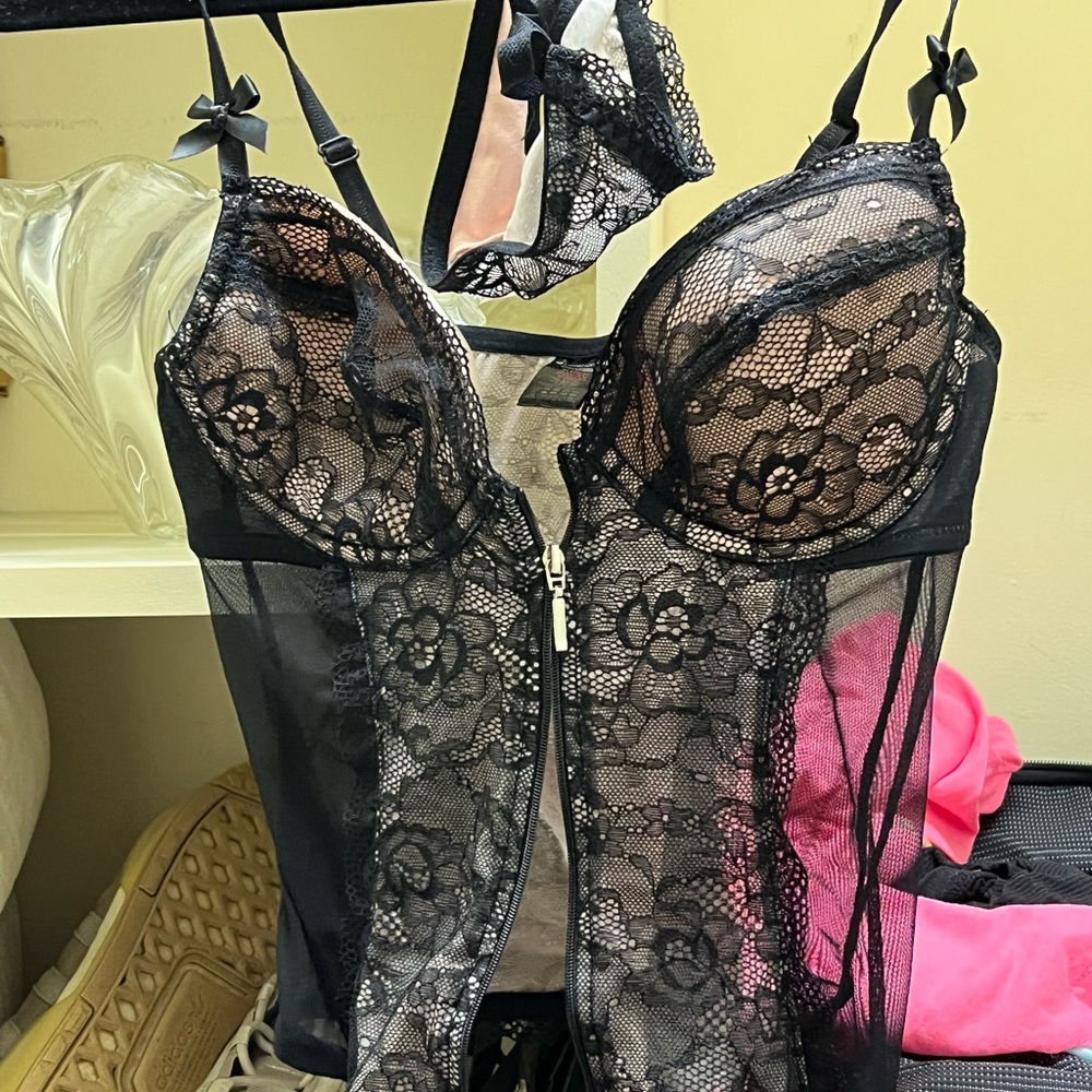 Love Honey Black Lace Lingerie Set - Gem